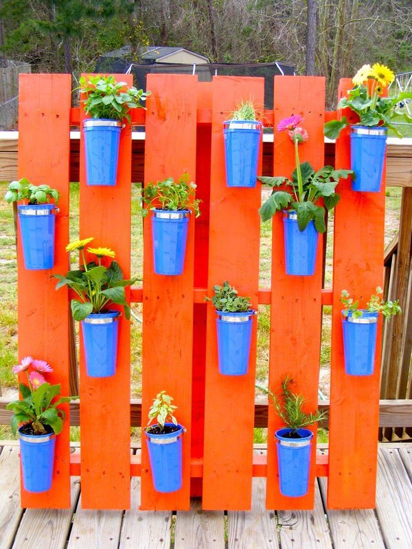 14 Crazy Cool Vertical Gardening Ideas ~ Bless My Weeds