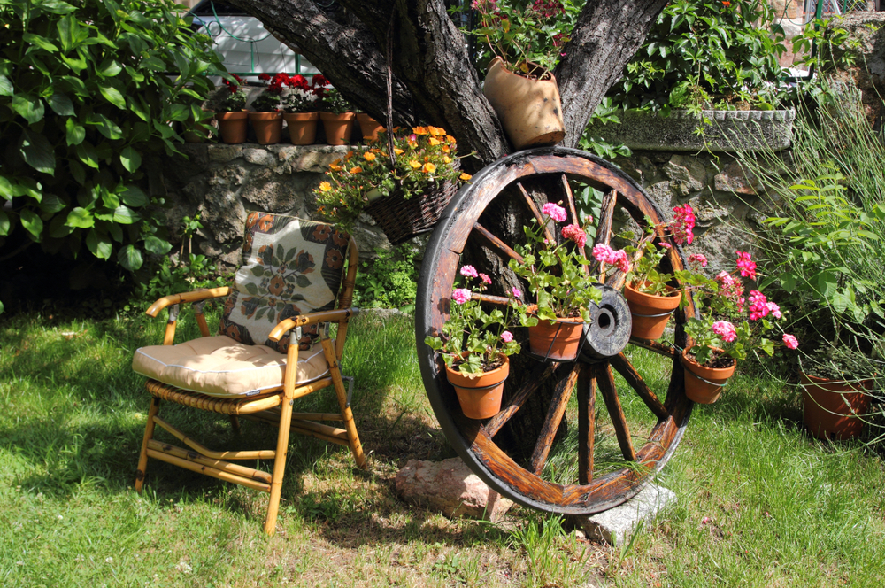 Wild West Garden Theme ~ Bless My Weeds