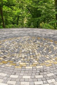 Geometric Patio Patterns That Are Easy To Create {Even If You Suck At ...